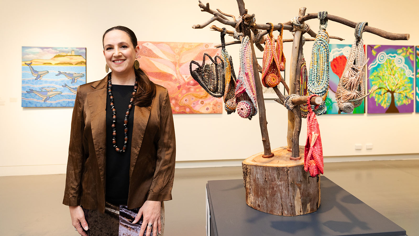 2023: Following the threads - University of Wollongong – UOW