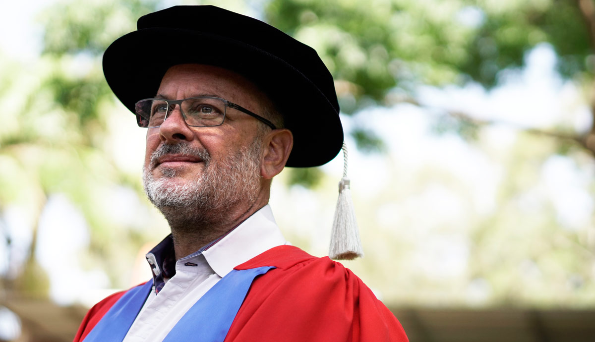 2017 | Professor Tim Flannery recognised for contribution to science ...