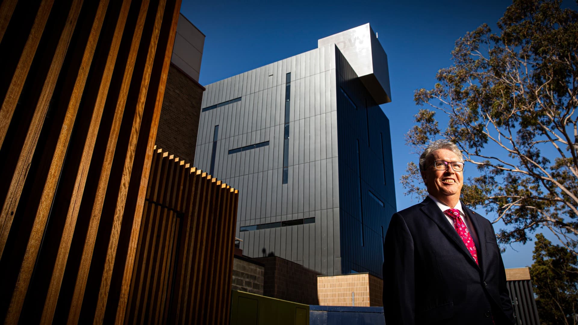 2021: Vice-Chancellor bids farewell to UOW - University of Wollongong – UOW